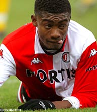 'Niet alleen Kalou zakte voor inburgeringstest'