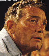 Ex-international Cor van der Hart overleden