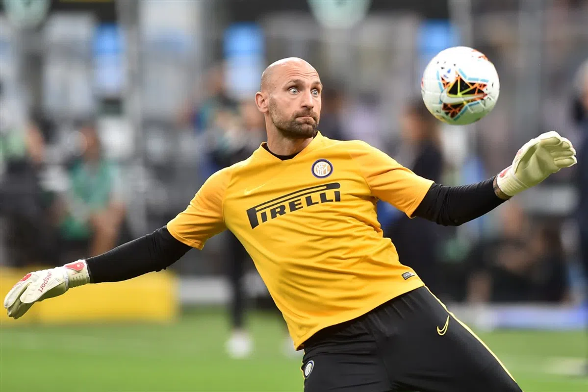 Inter-keeper speelt nooit, maar pakt wel twee keer rood