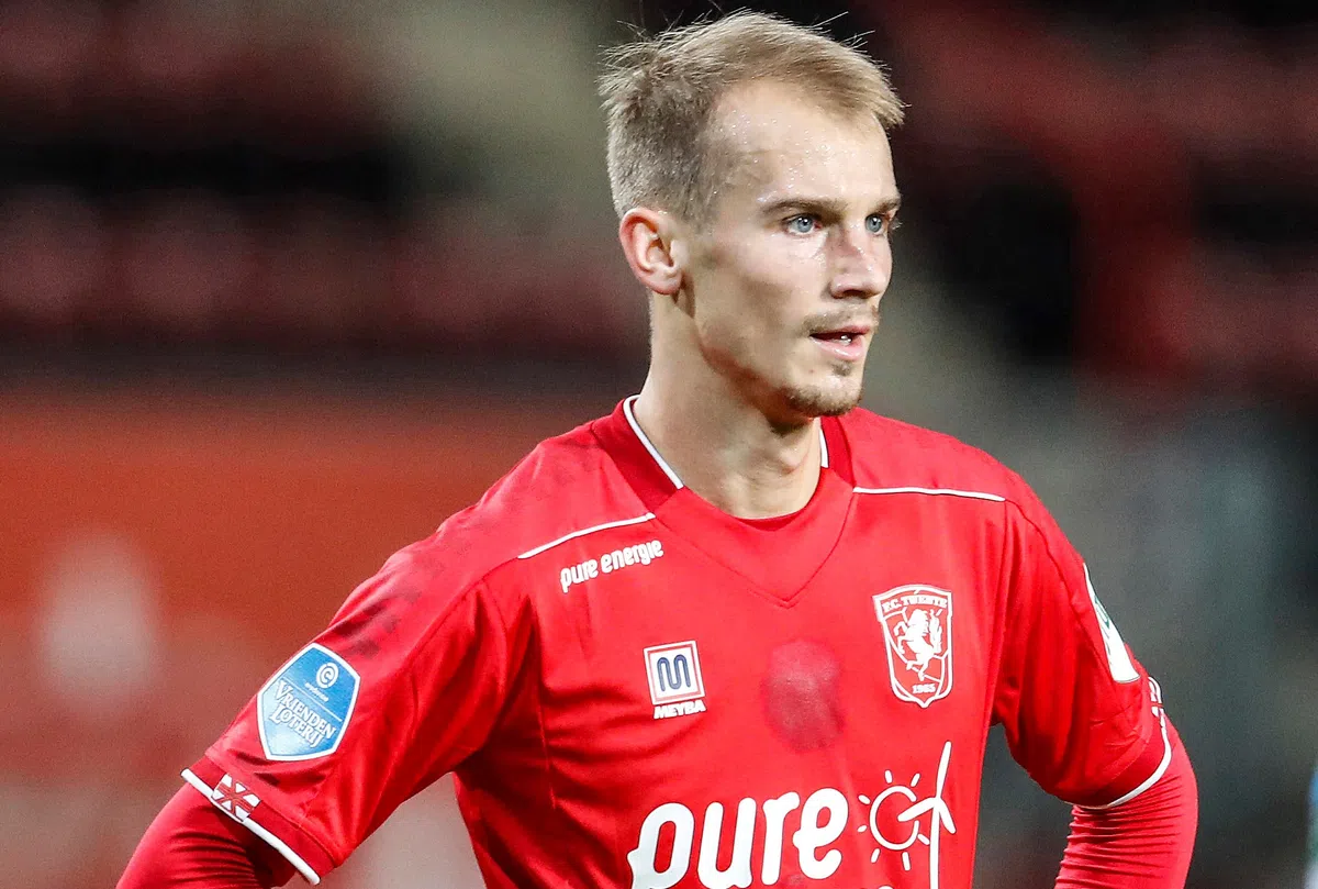 De beproevingen van Cerny: het voetbal is hem opnieuw afgepakt