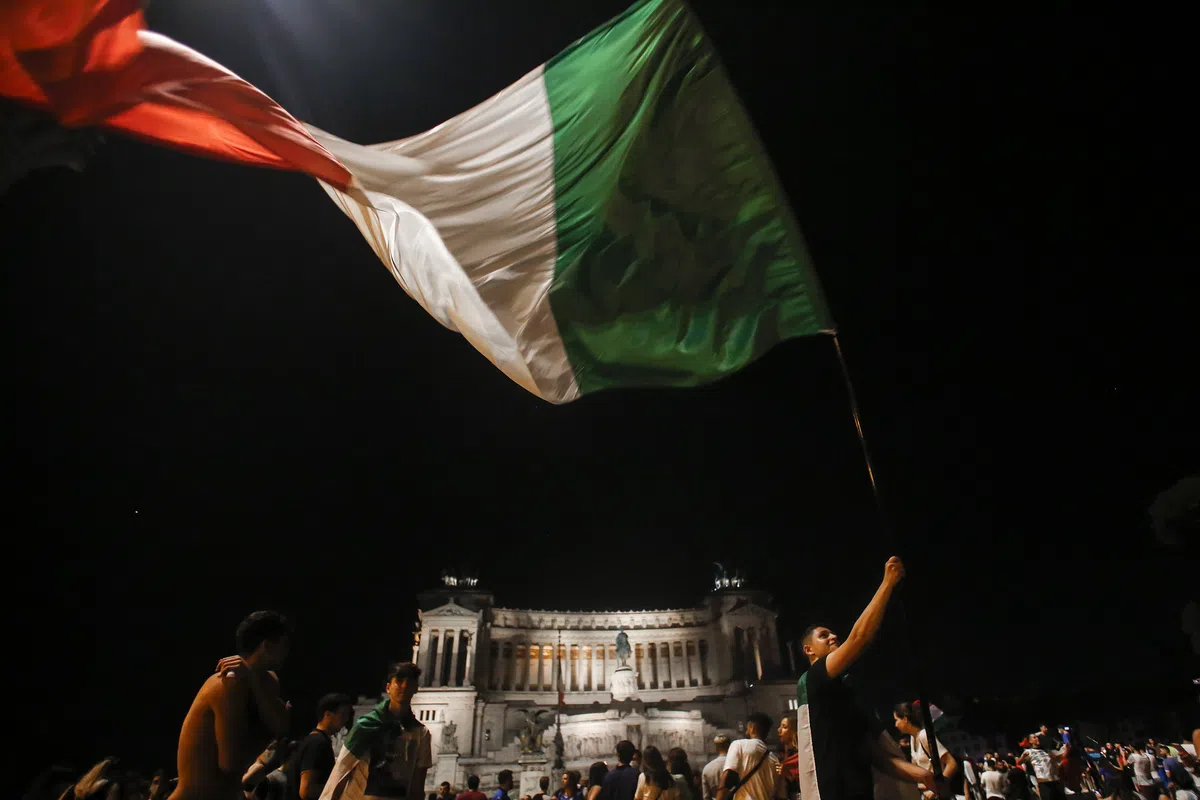 EK-winnaars als helden ontvangen in Rome