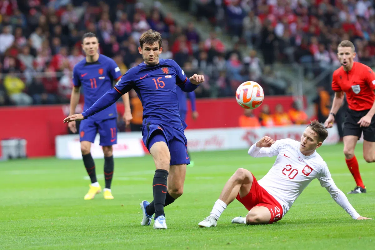 De onzichtbare kracht van De Roon: 'Bij een rondo staat hij nooit in ...