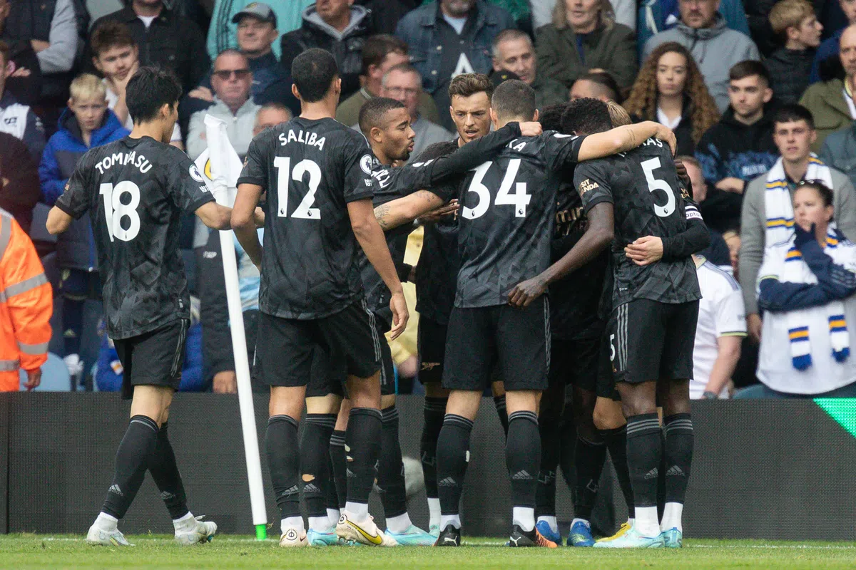 Engelse kranten over krappe zege Arsenal: 'Ze kunnen op elke manier winnen'