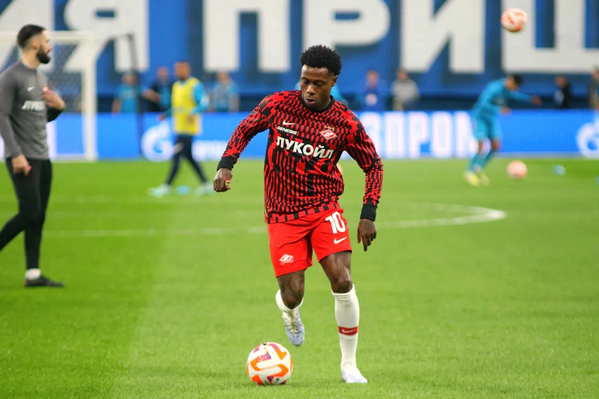 Promes topscorer van Rusland na dubbelslag in moeizaam duel