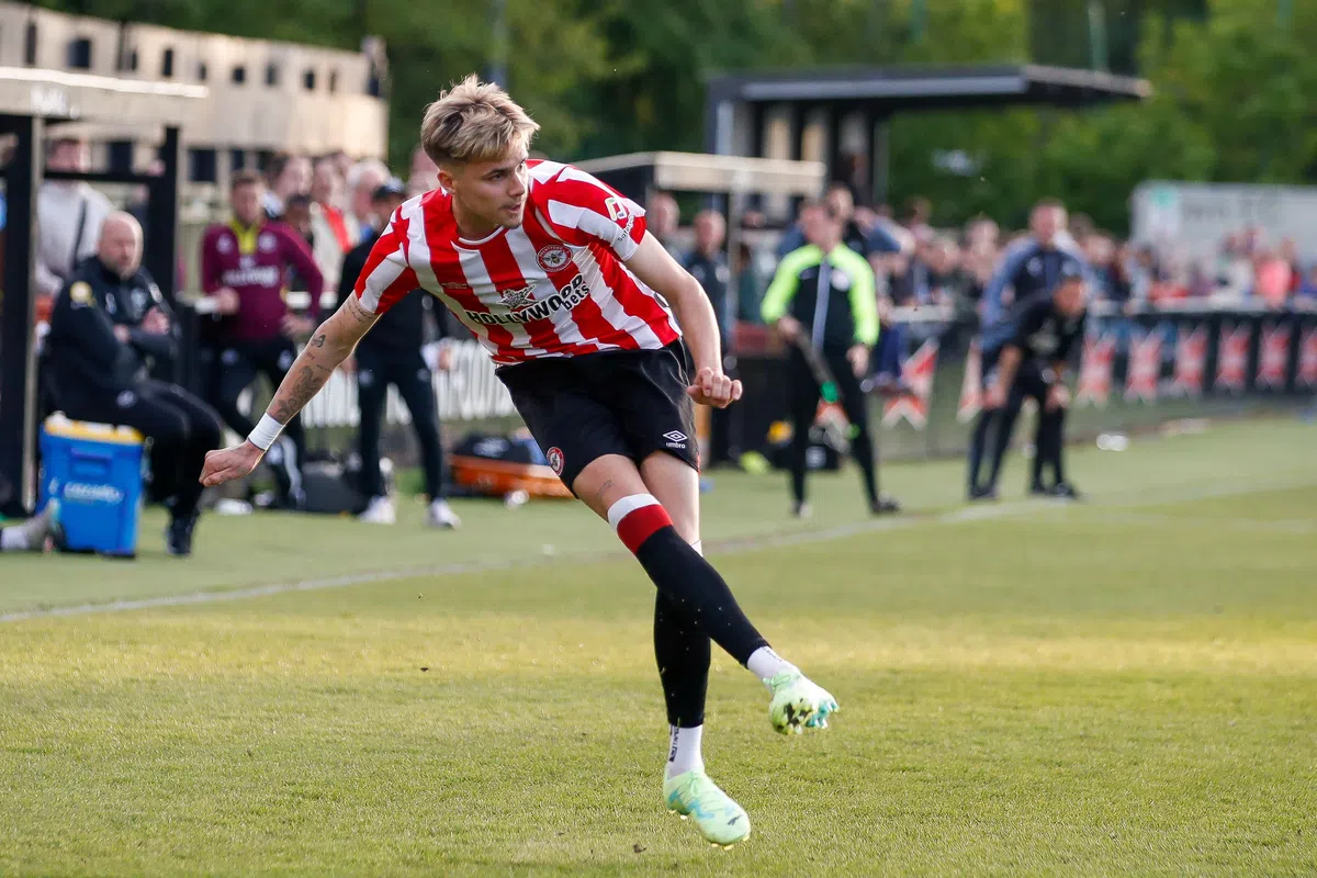 Brentford neemt zoon David Beckham definitief over van Inter Miami
