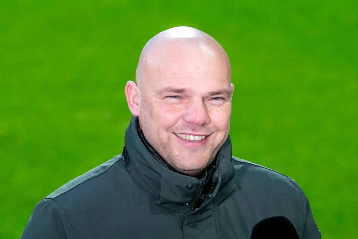 Witte rook: PEC Zwolle presenteert Jansen als nieuwe hoofdtrainer