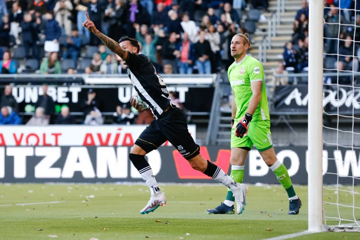 Twente geeft derbyzege uit handen: comeback Heracles dankzij gouden wissels