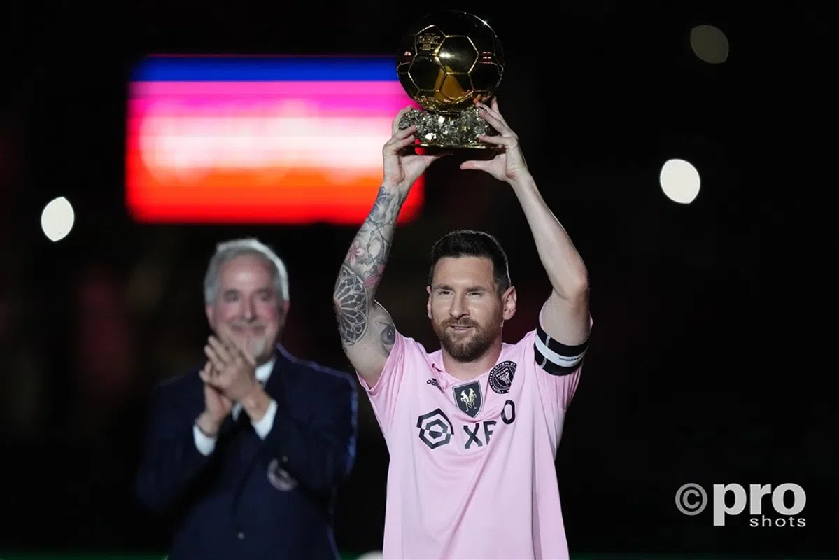 Gouden Bal Messi onterecht? 'Blonk uit in een veteranencompetitie'