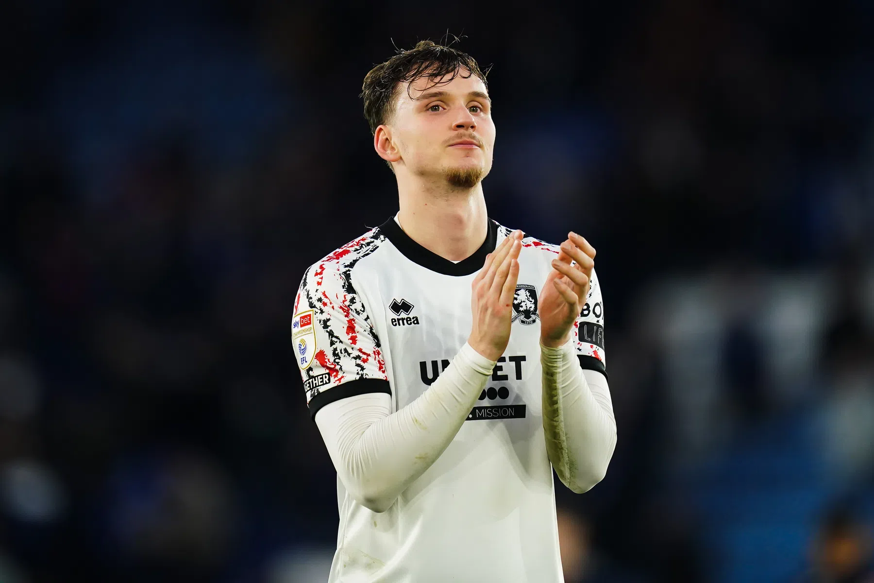 Rav van den Berg 'vis in het water' bij Middlesbrough: 'Hij doet het ...