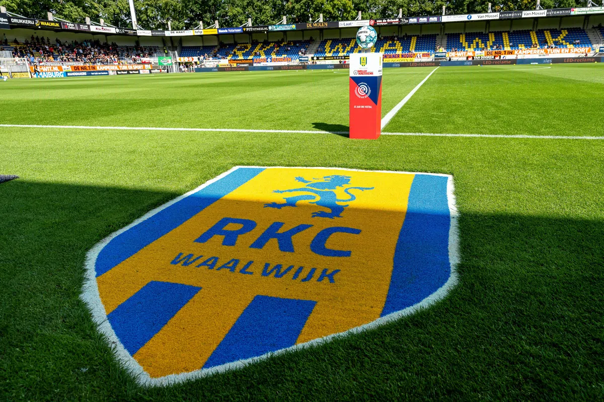 RKC kiest voor zoon Peter Bosz als nieuwe hoofdscout