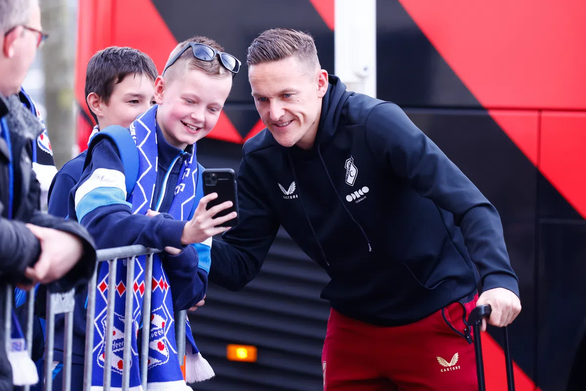 Toornstra verlengt bij Utrecht en kan klimmen op lijst Eredivisie ...