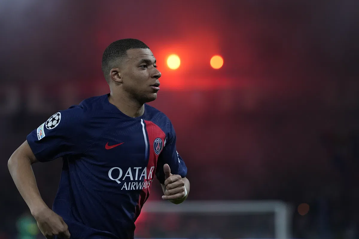 'PSG plant afscheidsceremonie voor Mbappé'