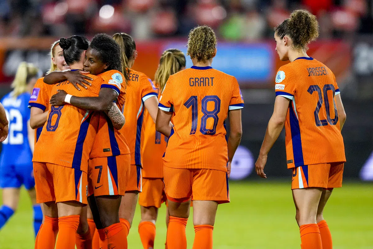 Martens wint laatste thuisinterland: Beerensteyn bezorgt Oranje koppositie