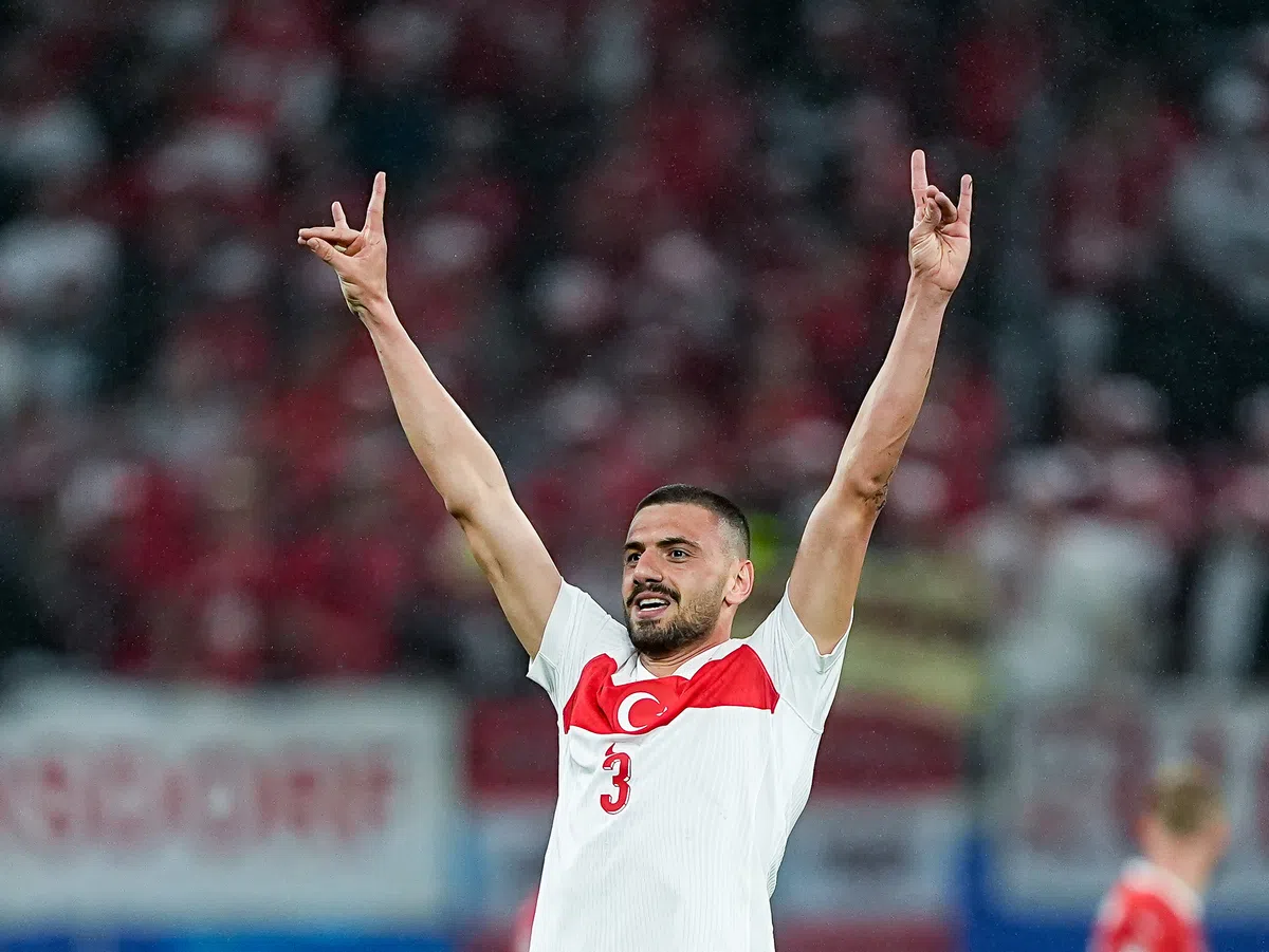 UEFA start onderzoek naar vermeend extreemrechts gebaar Turkse held Demiral