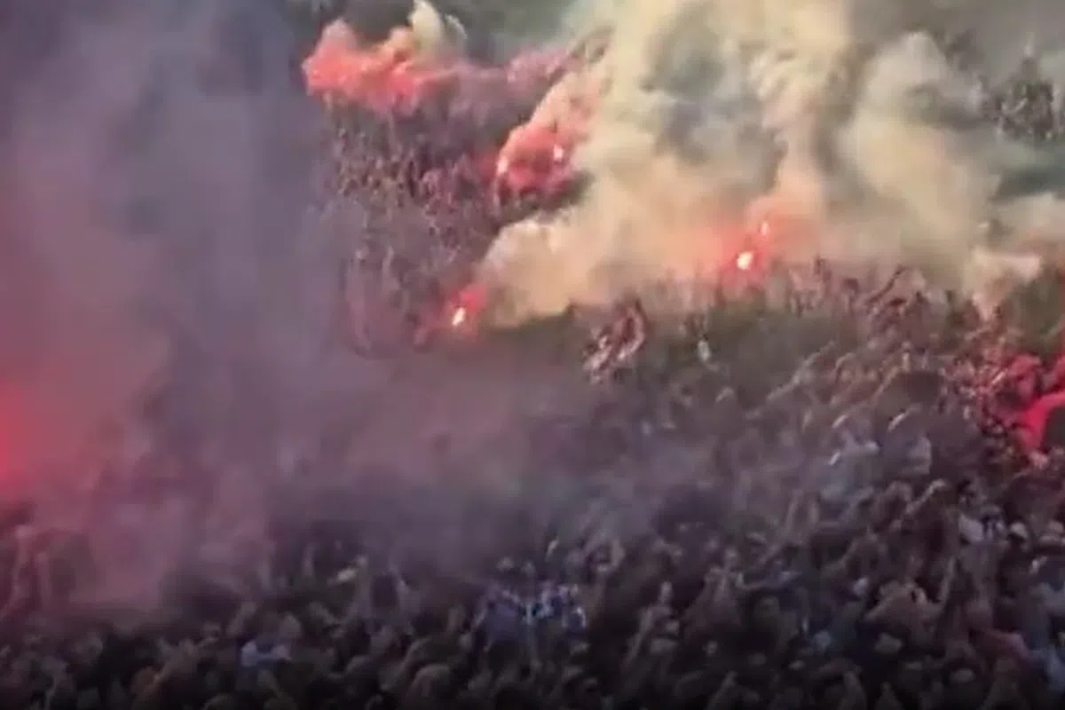 Prachtige beelden: duizenden fans verwelkomen Rakitic bij Hajduk Split