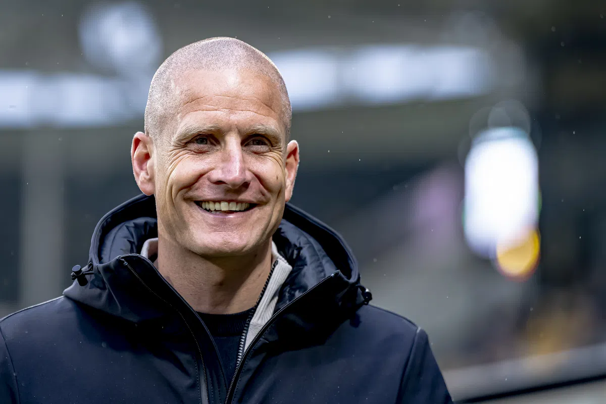 Roda JC breekt contract Trainer van het Jaar Sibum open