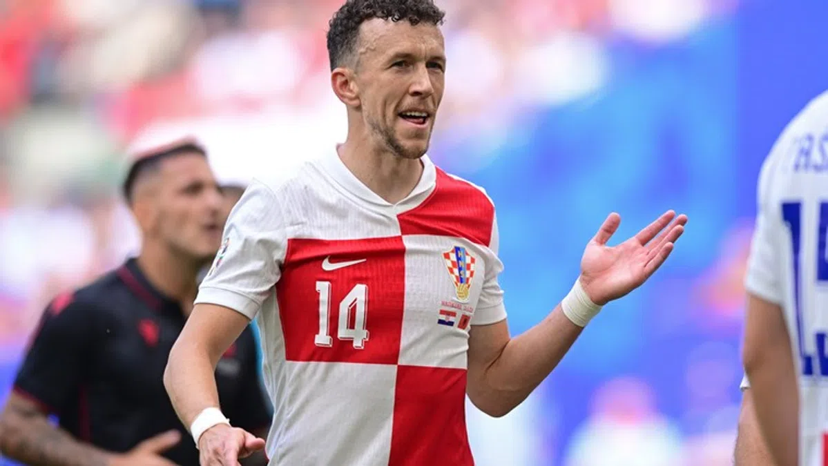 Bosz legt uit waarom hij Perisic naar PSV wilde halen