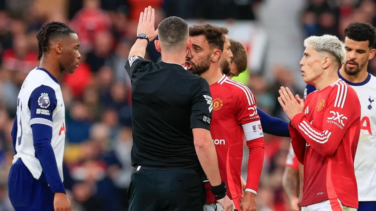 Bruno Fernandes krijgt gelijk van FA: rode kaart ingetrokken