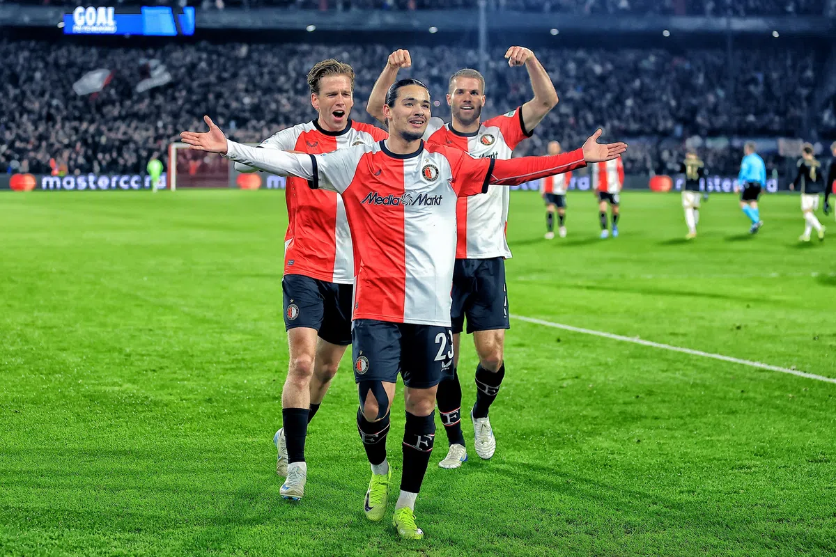 Feyenoord kan tussenronde ruiken na glorieuze Champions League-avond
