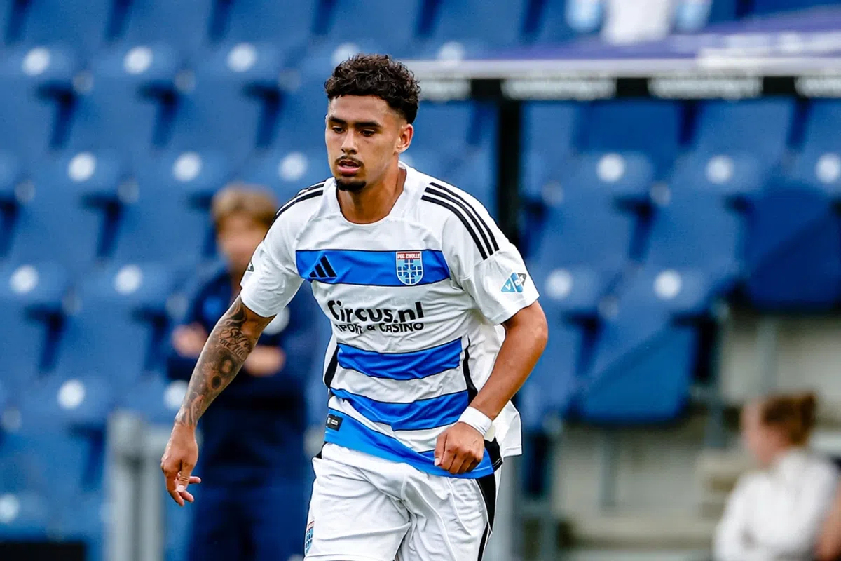 Weinig minuten, wel vertrouwen: Gooijer krijgt nieuw contract bij Ajax