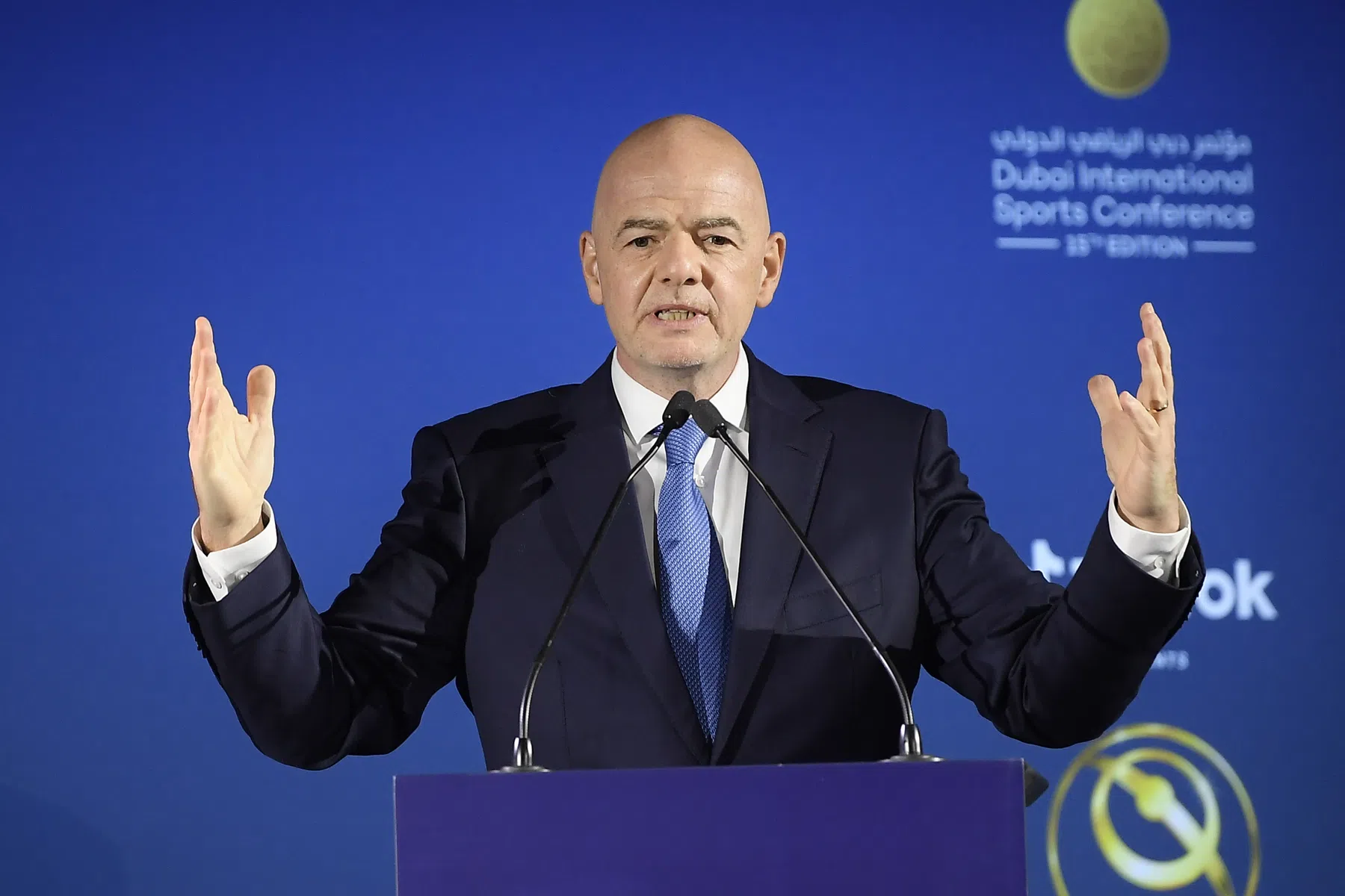 Wanhopige FIFA zet WK-tickets in als redmiddel voor geflopt clubtoernooi