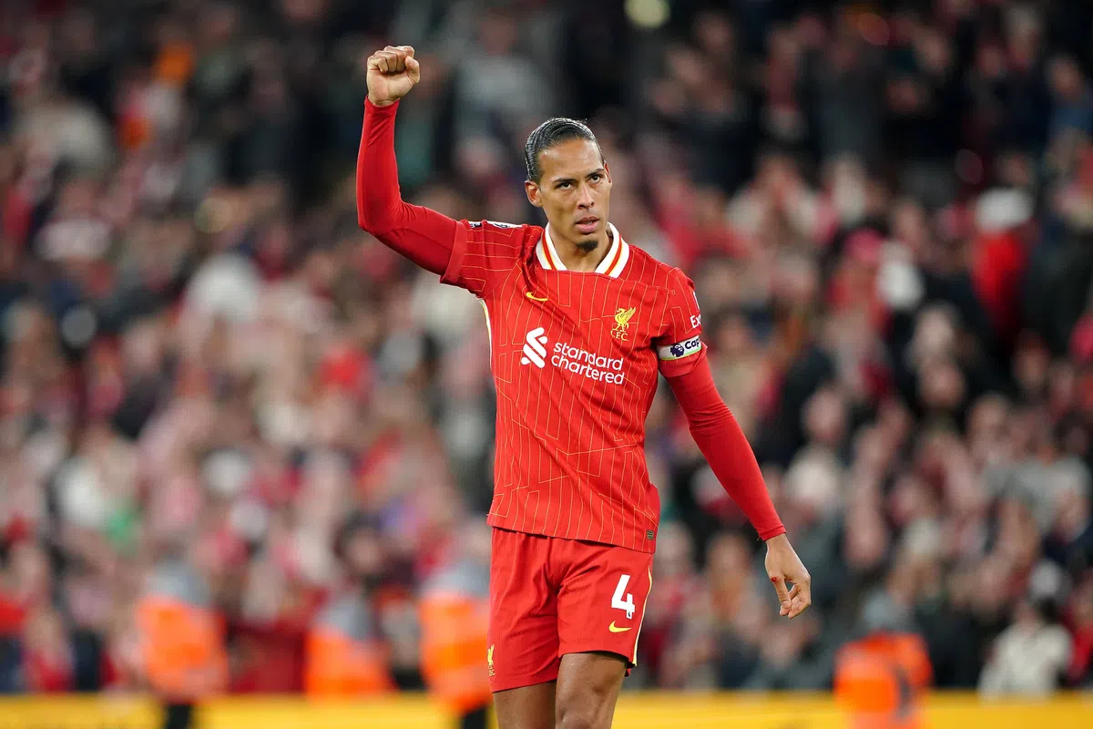 Van Dijk verlengt droomhuwelijk met Liverpool