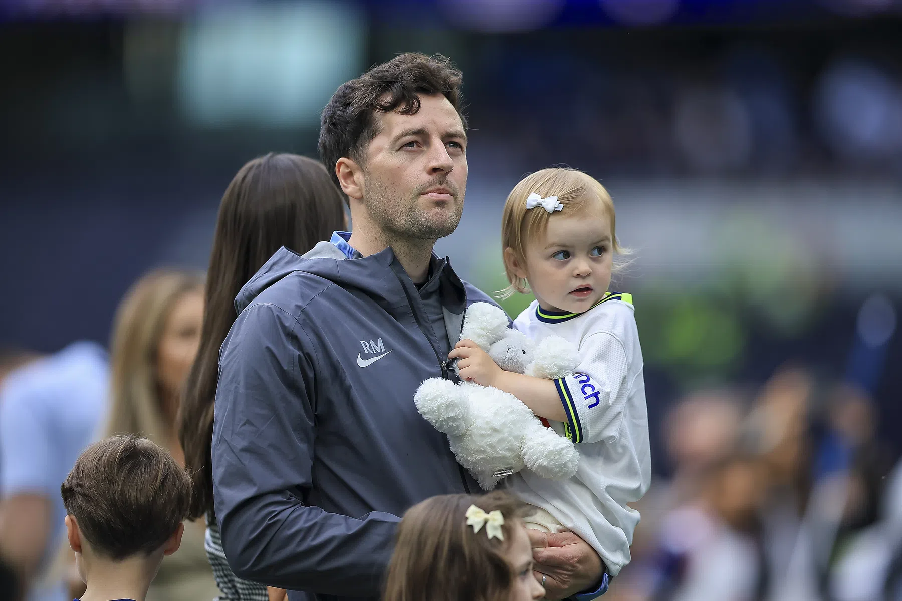 West Bromwich laat Simonis verder met rust en stelt nieuwe trainer aan