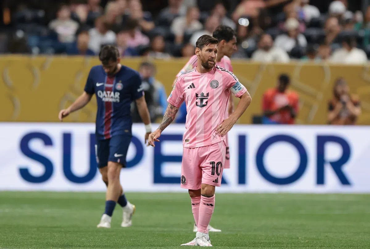 Messi door oude club PSG uit WK clubs geknikkerd na pijnlijke eerste helft