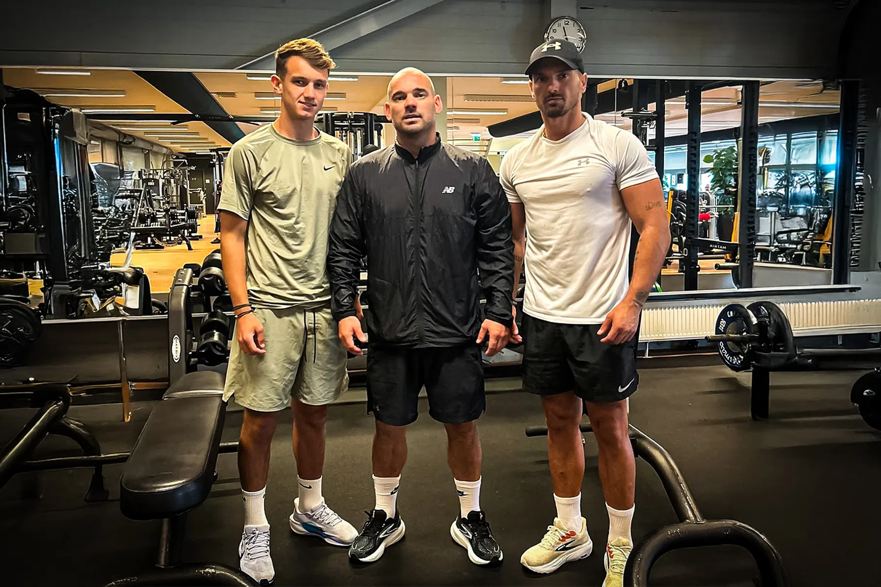 Zoon van Wesley Sneijder tekent profcontract bij FC Utrecht