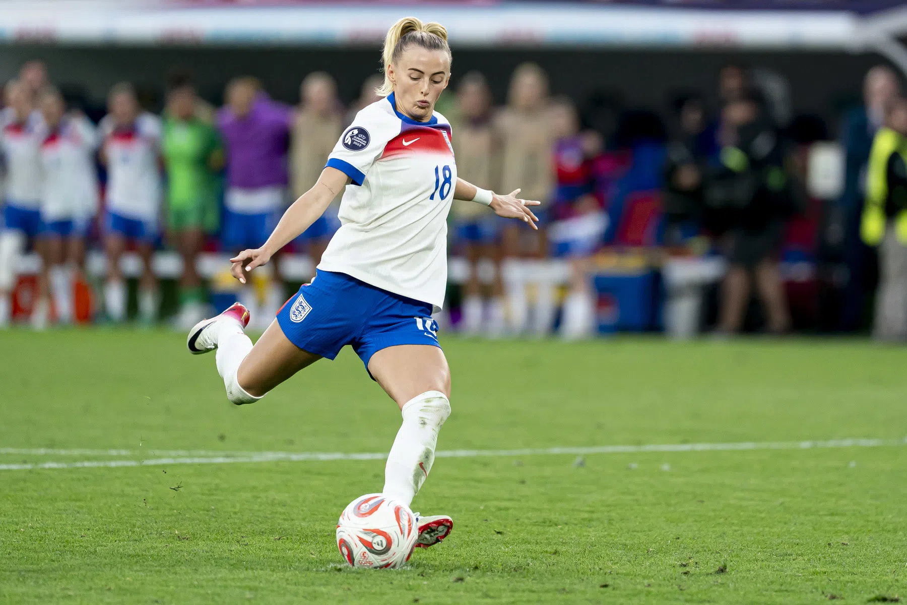 EK-beslisser Chloe Kelly schiet harder dan Premier League-spelers