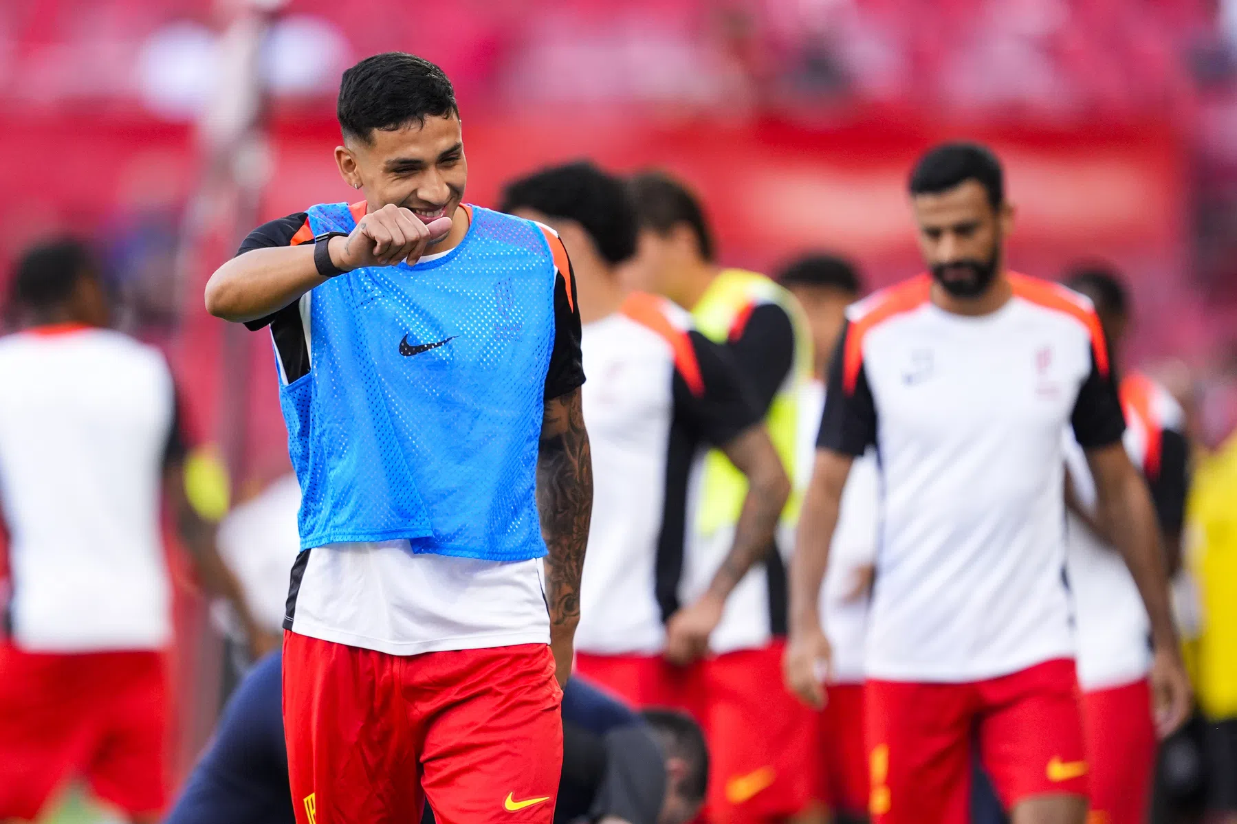 Leverkusen geeft kort na ontslag Ten Hag 25 miljoen uit aan nieuwe middenvelder