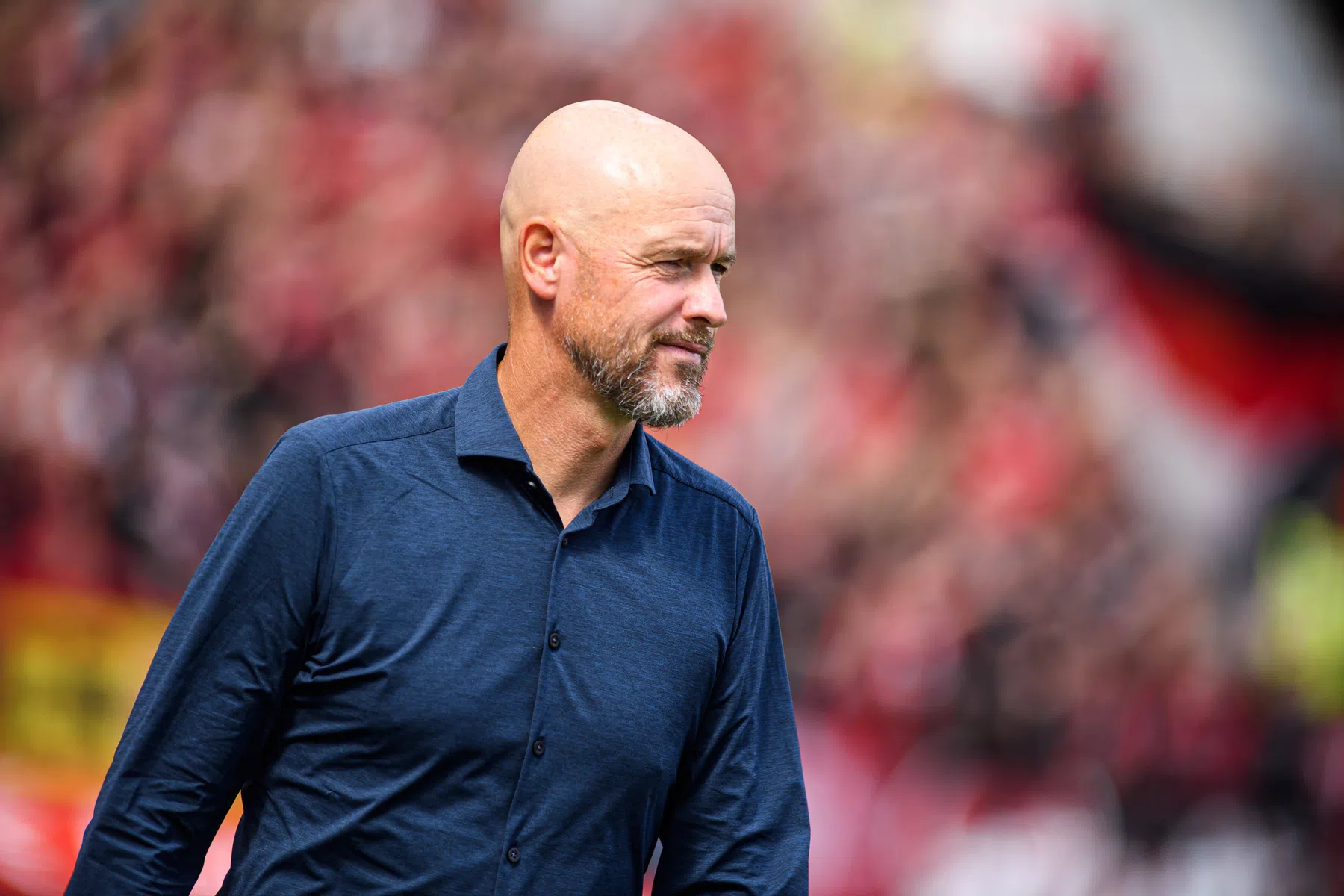 Stevig statement Ten Hag na bliksemontslag: 'Een complete verrassing'