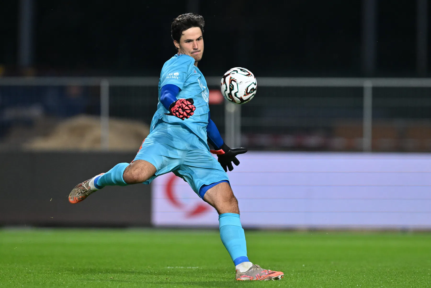 Belgische Onana-concurrent arriveert bij Man Utd: 'Je voelt de grandeur'