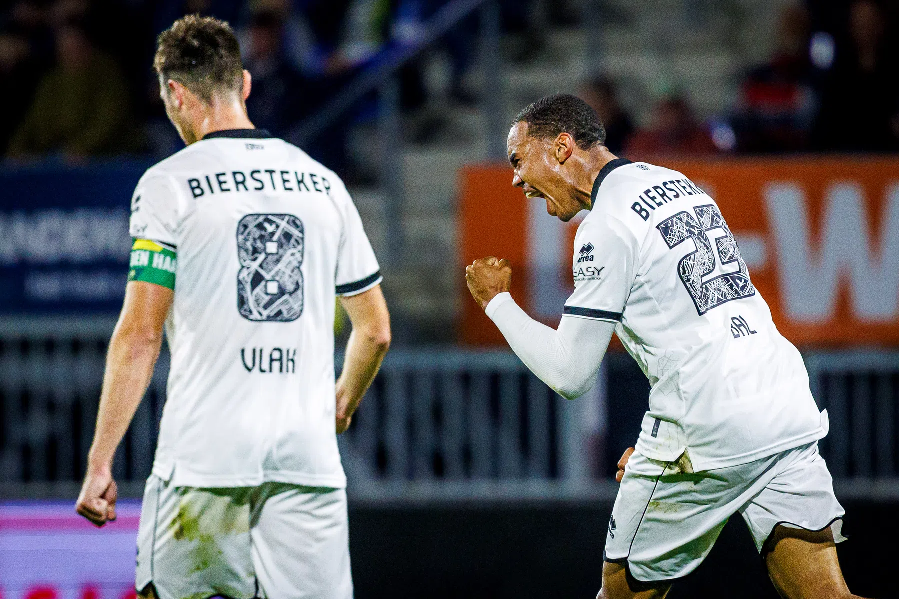 ADO Den Haag dendert door, Cambuur wint doelpuntenfestijn