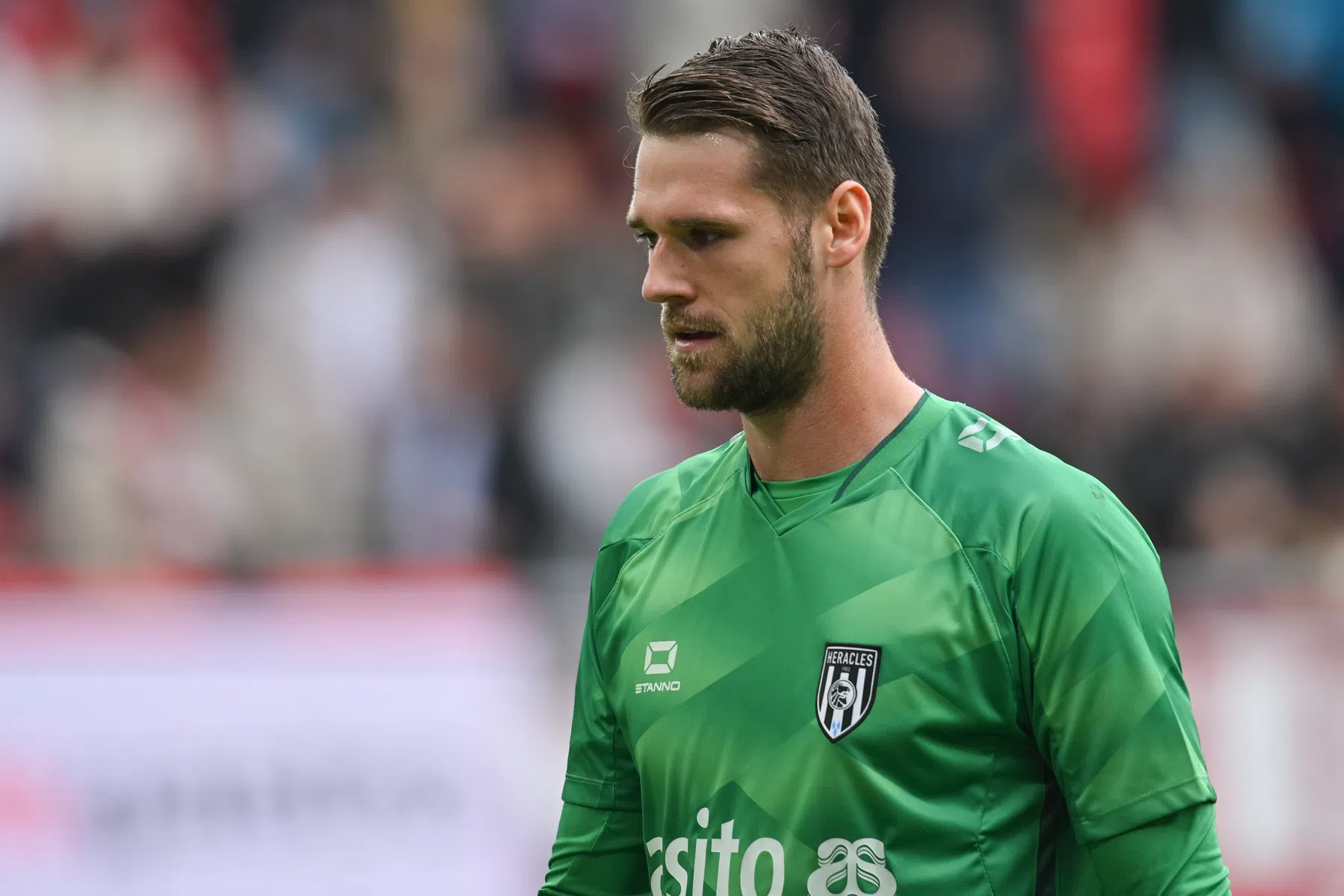 Doelman De Keijzer is basisplek bij Heracles kwijt