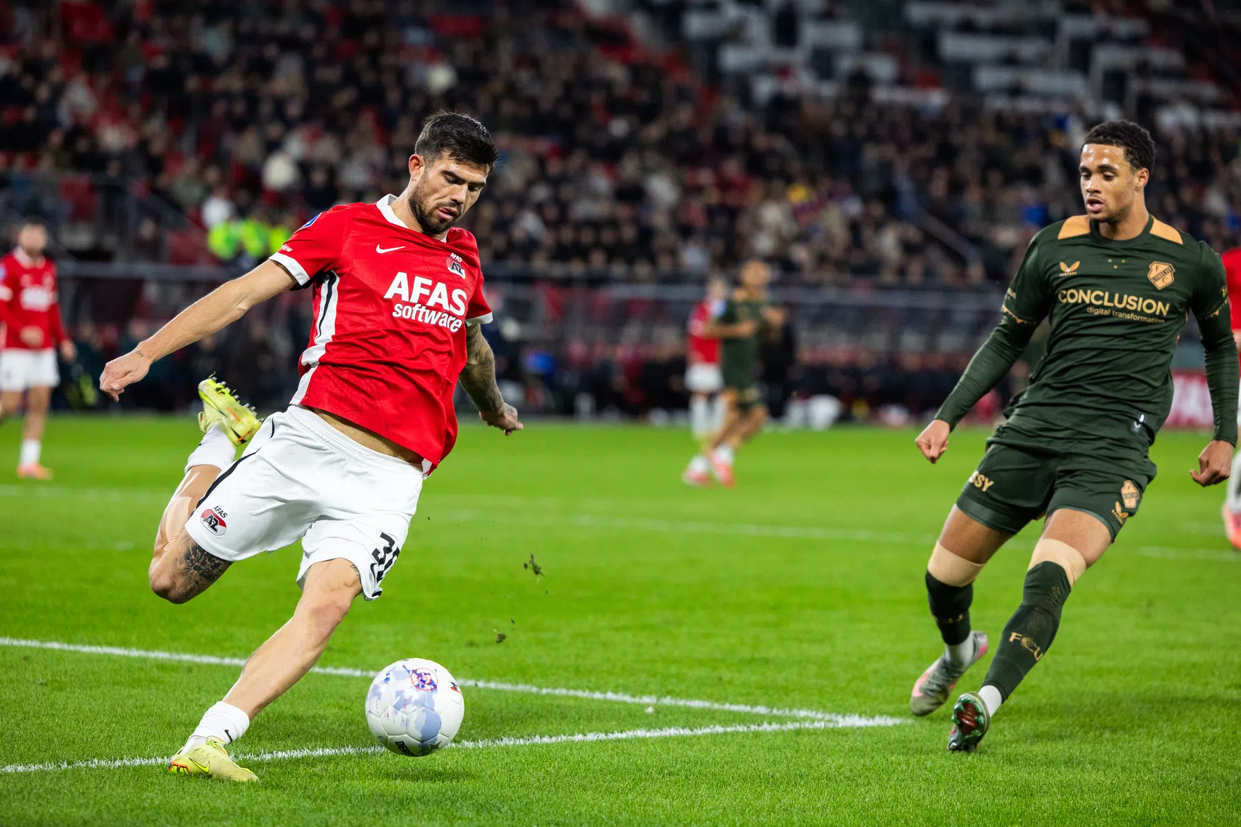 Weer een tegenvaller voor AZ: Kasius maanden uit de roulatie