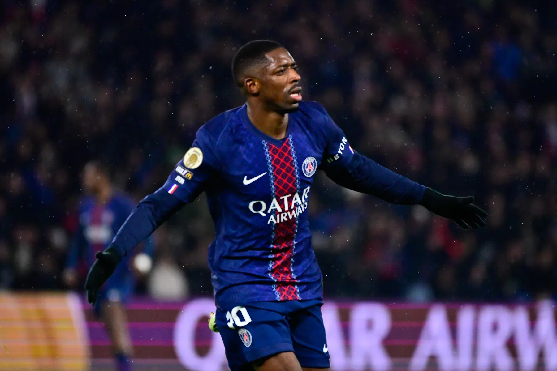 Magnifieke Dembélé gidst PSG naar (tijdelijke) Franse koppositie