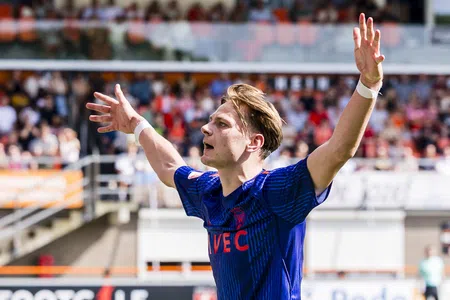 Willem II licht optie tot koop op AZ-huurling Stam