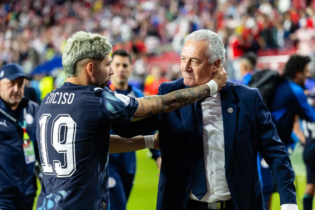 Paraguay bondscoach kritisch op WK: 'Voetbal mag geen business zijn'